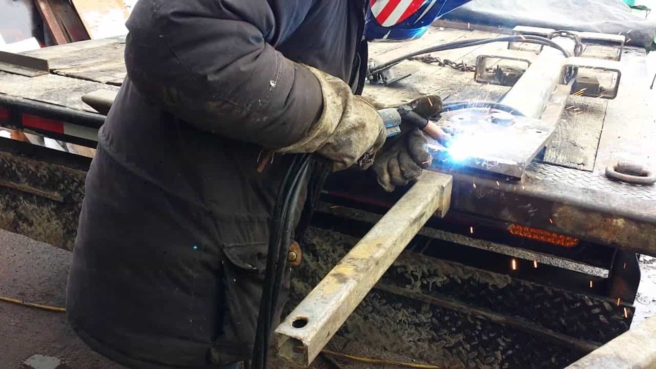 Who Makes Snaps on Welders- All You Need to Know